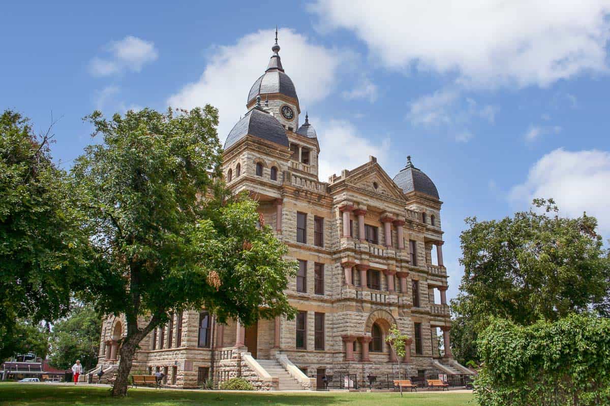 31 Superb Day Trips From Fort Worth To Turn Your Weekend Into An Adventure