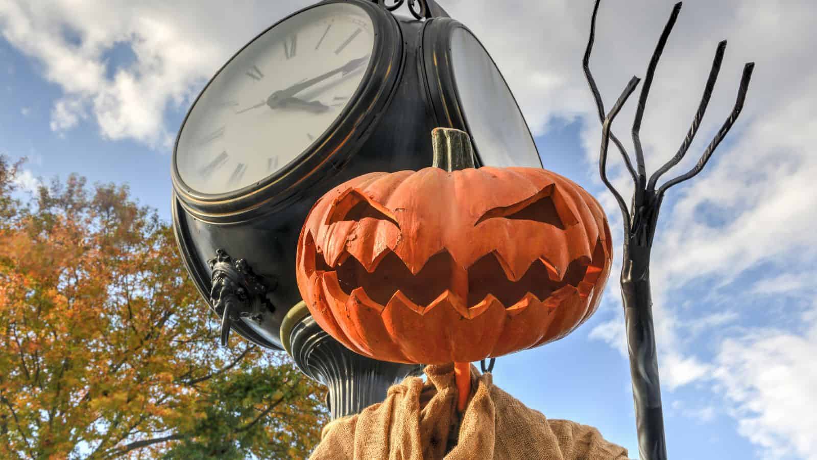 12 Best Halloween Towns In The US For A Terrifyingly Good Time
