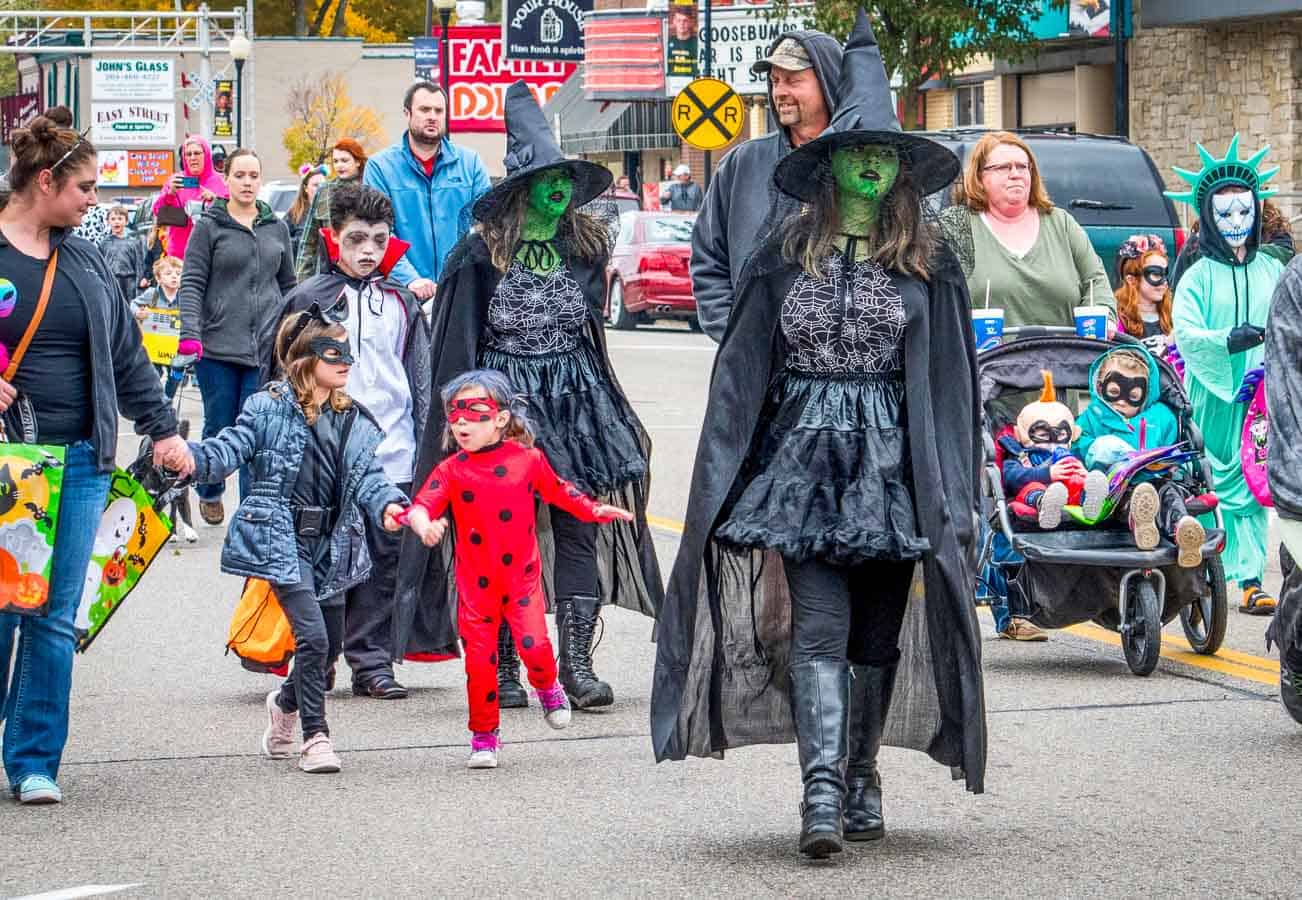 12 Best Halloween Towns In The US For A Terrifyingly Good Time