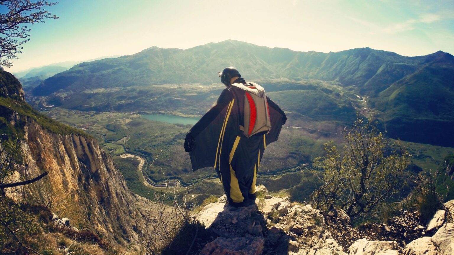 21 Most Dangerous Hobbies For Those Who Laugh In The Face Of Fear